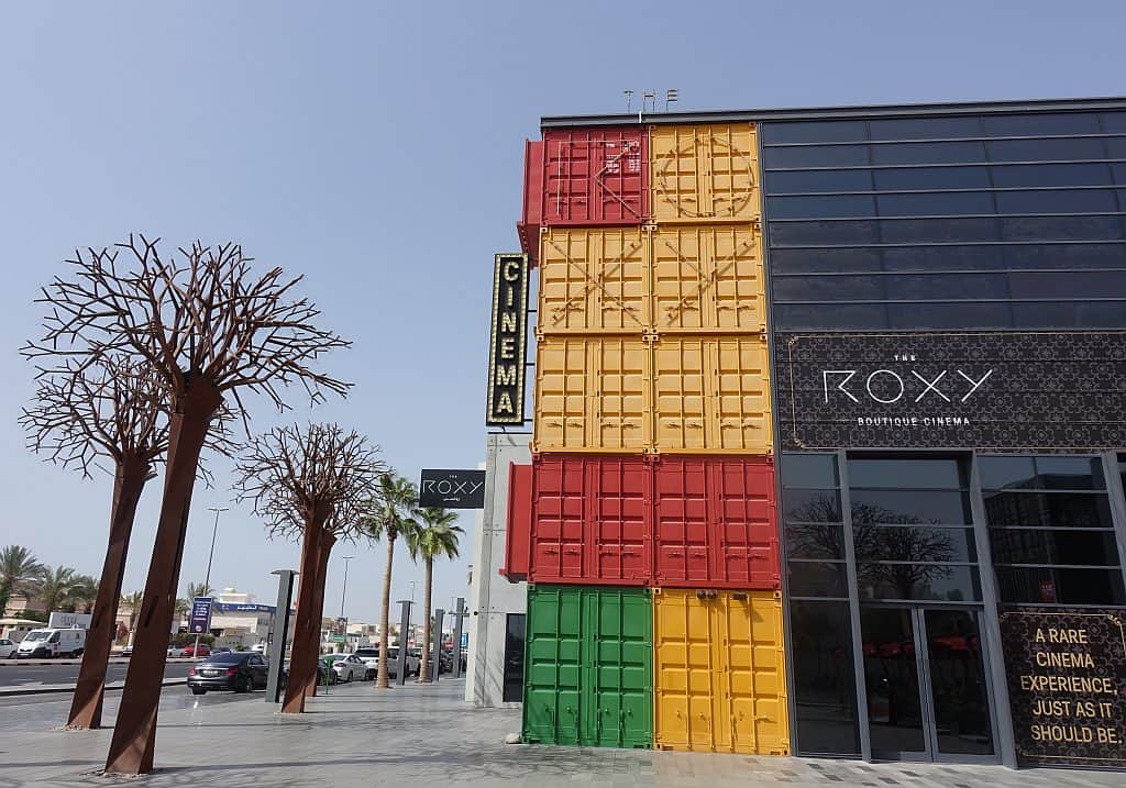 Boxpark Dubai: Urban, trendig und schick - Dubai.de
